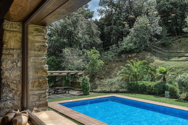 Holiday Home 'Can Soler De Merlant I' With Mountain View, Shared Pool And Wi-fi - Banyoles