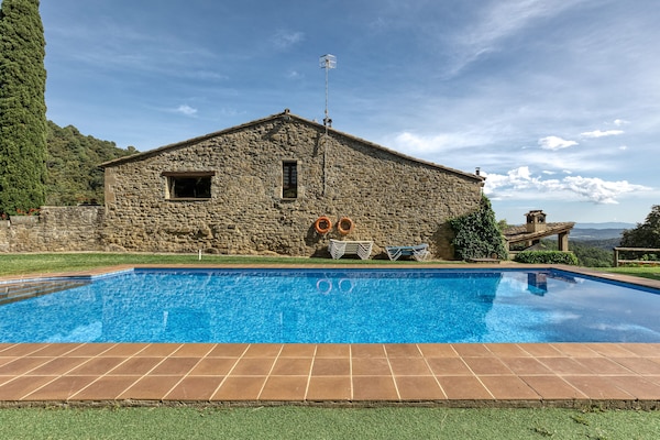 Holiday Home 'Can Soler De Merlant 2' With Mountain View, Shared Pool And Wi-fi - Banyoles
