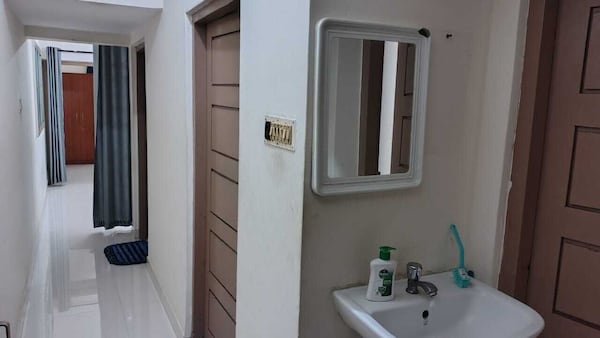 Cozy 1 Bedroom House - Couple Friendly In Bangalore - Bengaluru