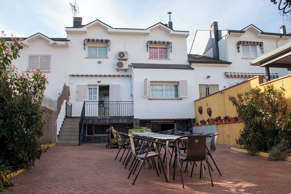Ideal For Families Up To 15 People In San Martín De Valdeiglesias Madrid - San Martín de Valdeiglesias