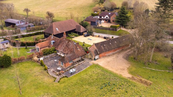 Hunts Cottage - Pet Friendly - Henley-on-Thames