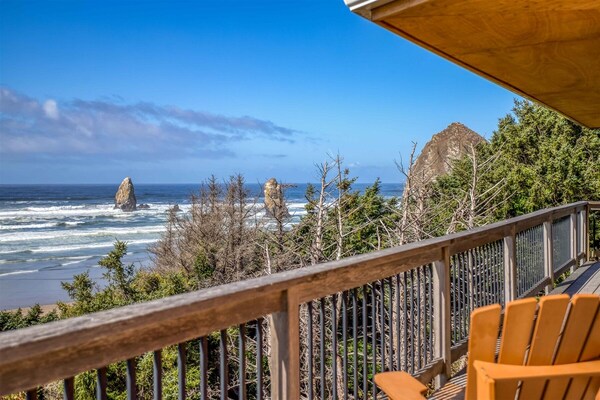 Paradise View - New Listing! - Beachcomber Vacation Homes - Cannon Beach, OR