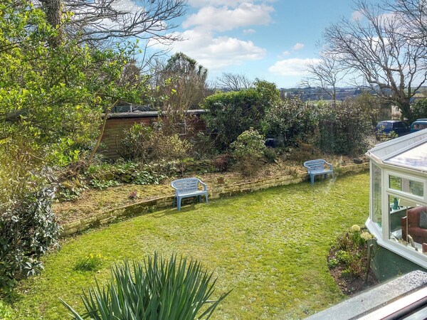 8 Bedroom Accommodation In Redruth - Perranporth