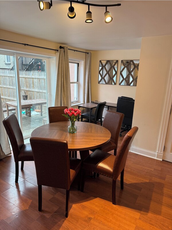 The Ultimate Nyc Group Getaway. Sleeps 10 In Hoboken - Edgewater, NJ