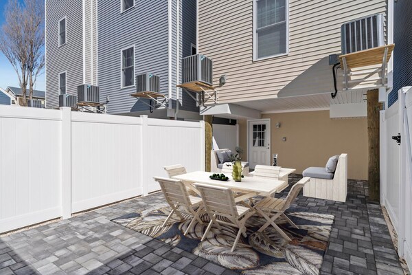 Ocean And Bay Views  5 Bedroom 4 Bath  3 Car Park - Seaside Heights, NJ