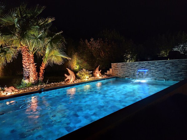Villa De Charme Piscine Jardin Privatisé Chauffée 10 Avril Au 30 Octobre - Venelles