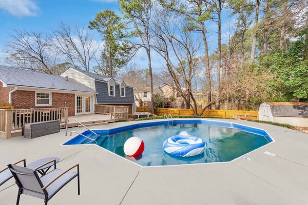 Raleigh-cary Luxury/pool/hot Tub/game Room/dog & Family Friendly - Raleigh, NC