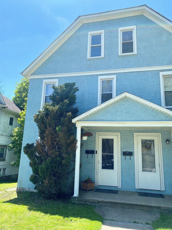 Stylish Freshly Renovated Duplex In Windber Pet Friendly - Gallitzin State Forest, Windber