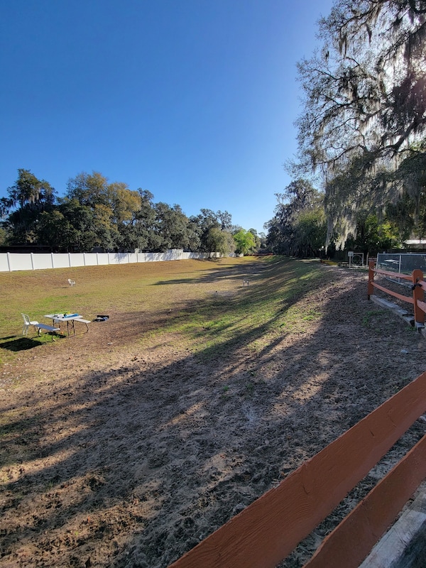Cozy Campground With Ac And Wifi In Charming Salt Springs Resort - Florida