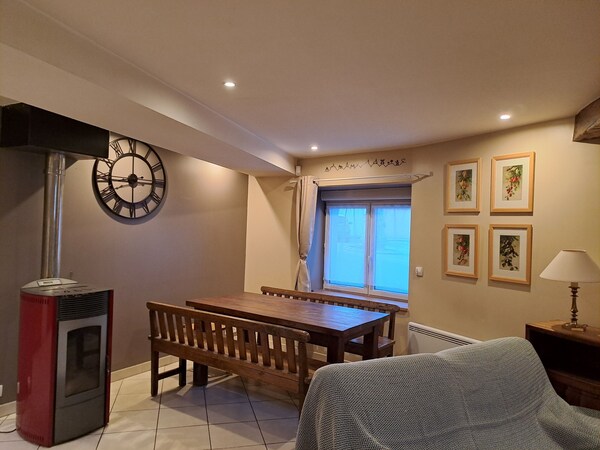 La Louvière, House Sleeps 7 Villié-morgon Beaujolais Tasting Possible - Rhône