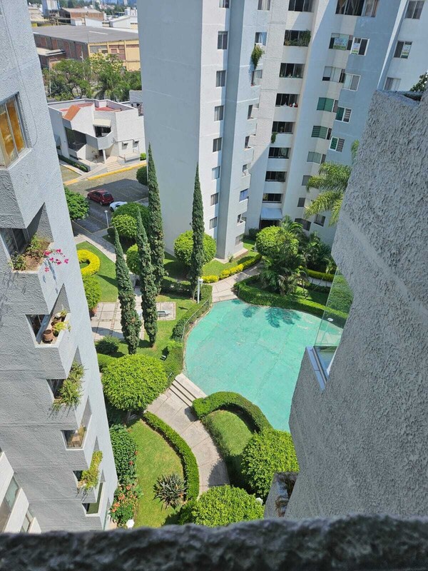 Departamento Condominio Acacias, Al Lado De El Hotel Hard Rock - Guadalajara