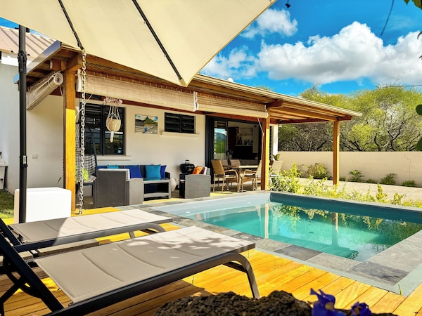 Charming 1-bedroom Cottage In Brilliant Tamarin With Pool,  Wifi, Ac - Mauritius