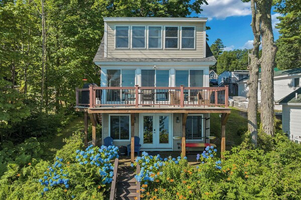 Lakefront, Mtn Views, Game Room, Hot Tub & More! - Wolfeboro, NH