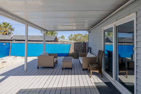 Seas The Day, Pet Friendly Walk To Beach! - Panama City Beach, FL