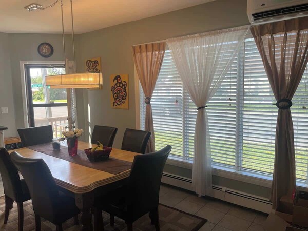 Convenient Area Glamorous  Suite - Thunder Bay