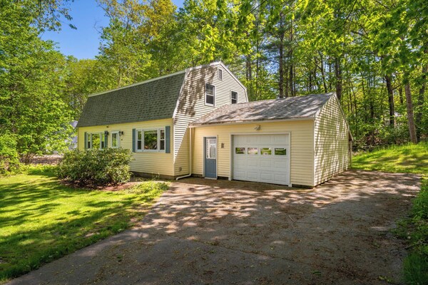 The Cheeky Chickadee  Sleeps 7 - Ogunquit, ME