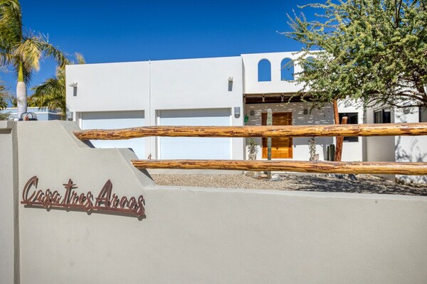 Tranquil 3br Home, Pool, Rooftop - Los Barriles