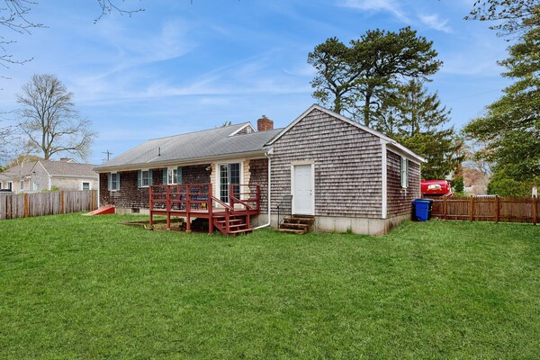 Quiet Home In Central Location With Deck, W/d, & Large Yard - Mayflower Beach, MA