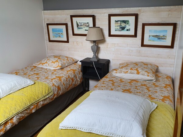 Large Chambre D'hotes Family Suite For One To Four People With Swimming Pool - Fontainebleau