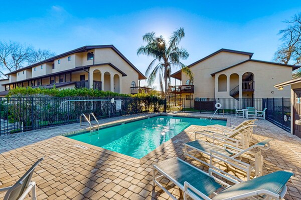 Cozy Condo With Shared Pool, Close To Historic Downtown St Augustine - 聖奧古斯丁