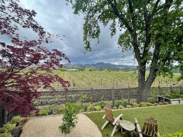 Romantic Luxury 3-br Modern Farmhouse With Everything... In Charming Yountville - Napa Valley, CA