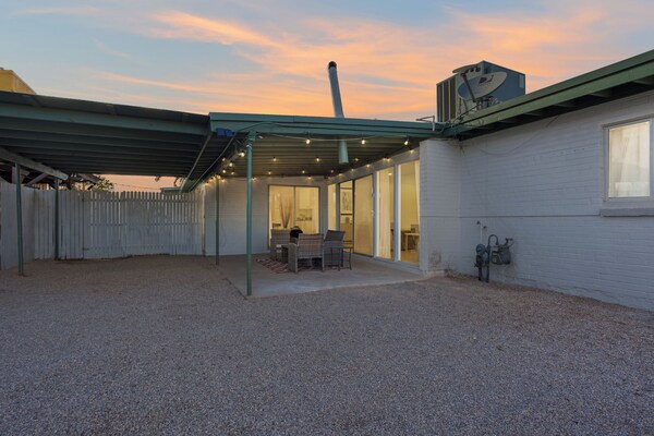 Saguaro Sanctuary- Newly Renovated Retreat - UNIVERSITY OF ARIZONA, Tucson