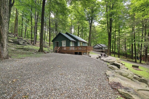 Cozy Lake Cabin #3 W/boatdock - Lake Wallenpaupack, Greentown