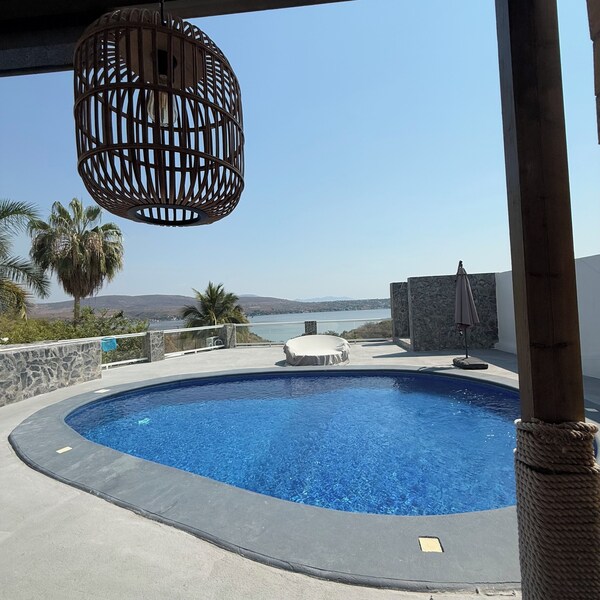 Casa "Belle Vue", Con Una Vista Espectacular Al Lago De Tequesquitengo - Tequesquitengo