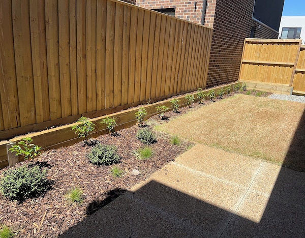 Double Storey, Brand New House, Cosy, Clean, Convenient With Shops Nearby - Diggers Rest