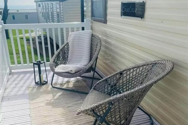 3 Bed-sleeps 8-pet Friendly-parking-sea View - Devon