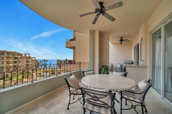 Resort Amenity Home On Medano Beach Walking Distance To Sites! - Cabo San Lucas
