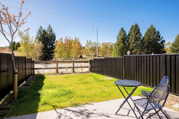 A Cosy Family Retreat For All Seasons, Just Five Minutes From Central Wanaka. - 瓦納卡