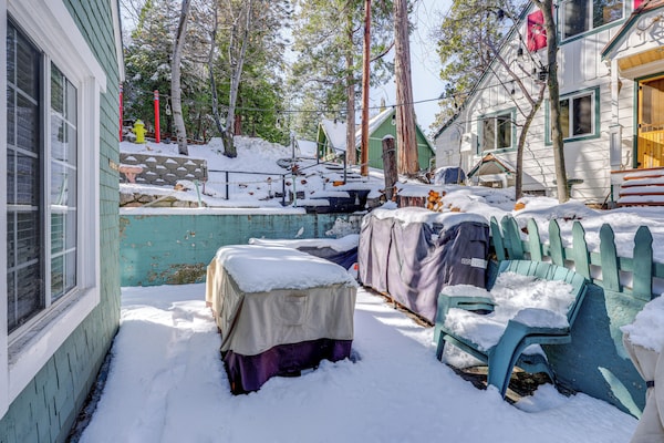 Walkable 'Green Gables Cottage' In Lake Arrowhead - Hesperia, CA