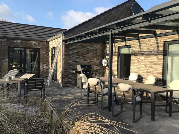 Vacation Home For 7 Guests With 150m² In Tating (271948) - Sankt Peter-Ording