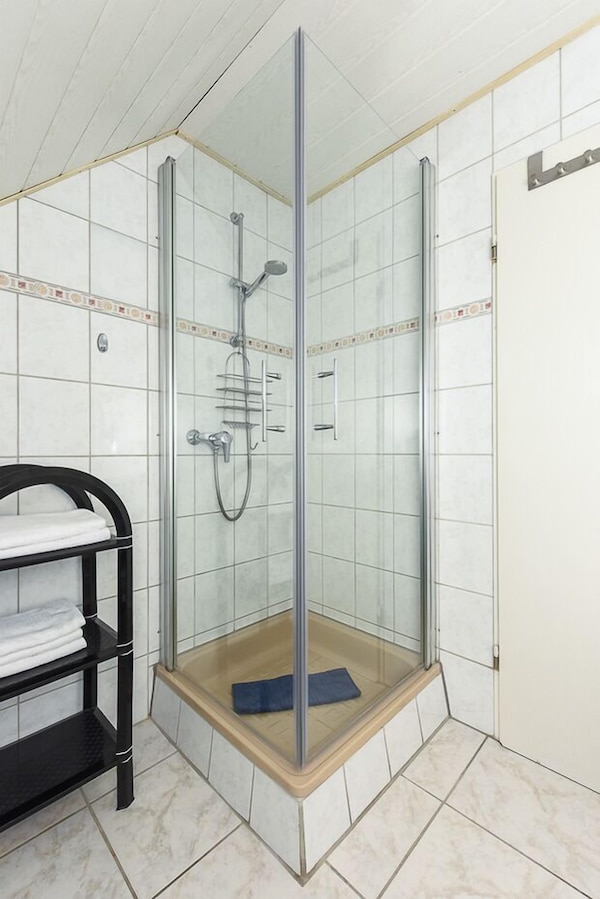 Ferienwohnung/app. Für 4 Gäste Mit 50m² In Bensersiel (272030) - Neuharlingersiel