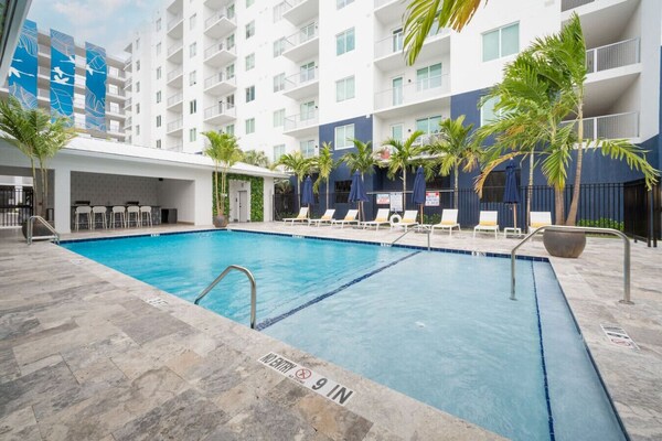 'Ivory' At Aviara East Pompano - Pompano Beach, FL