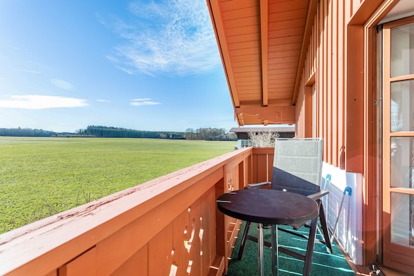 Ferienwohnung 'Appartement Mit Balkon Terrasse' Mit Gemeinsamem Garten Und Wi-fi - Feldkirchen