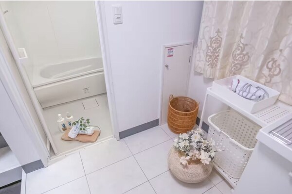 Private Home In Ikebukuro. 5 - Min To Ikebukuro, 2 - Min To Sunshine City, - Ikebukuro