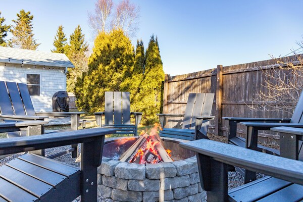 Coastal 3br Cottage Near Acadia Np W/ Hot Tub - Maine