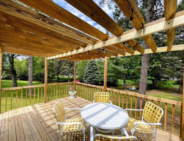 Brookside Cottages And Resort Dandy Cottage - Traverse City, MI