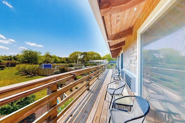 Island Inn - 2 Bedroom & 1.5 Bath Townhouse - 46g - Oak Bluffs, Ma - マーサズ・ビンヤード島, MA