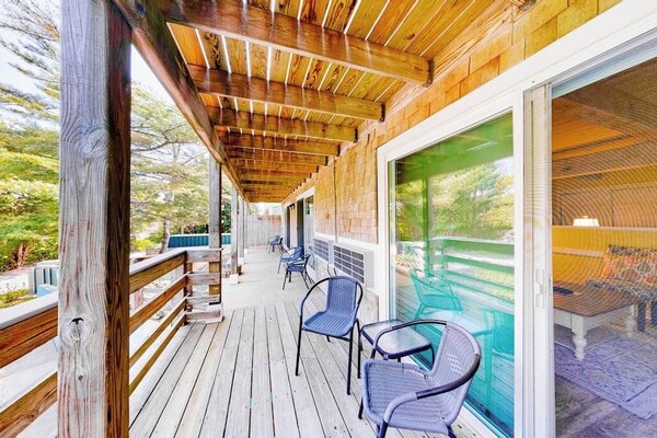 Island Inn - Residential Suite - 33g - Dog-friendly - Oak Bluffs, Ma - Lighthouse Beach, Edgartown