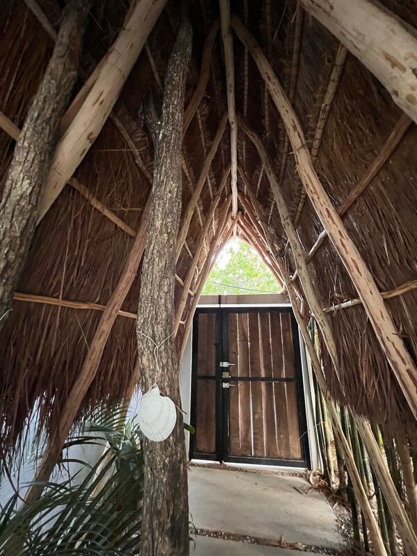 Luxurious 6-bedroom Villa With Ac, Wifi In Marvelous Tulum - Paradise Beach