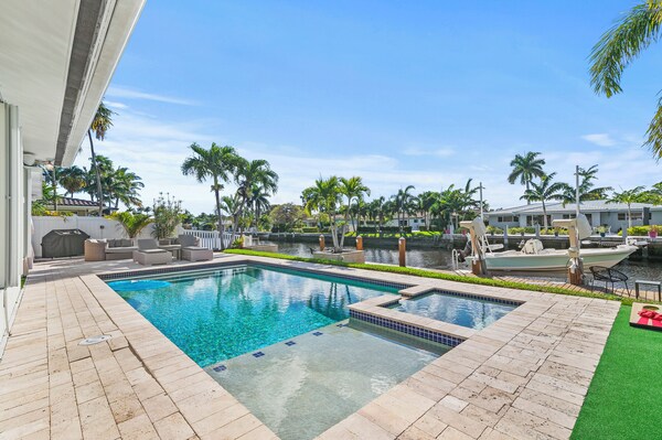 New! Luxe 3br Riverfront Retreat In Wilton Manors, Pool & Hot Tub - Wilton Manors, FL