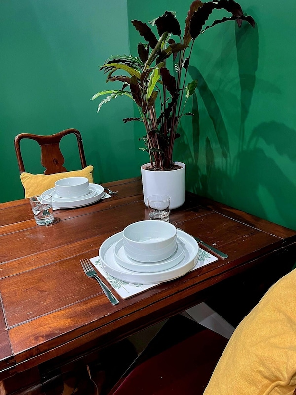Colourful And Fun 1930s House With 2025 Comfort. Lots Of Space For Families! - Frome