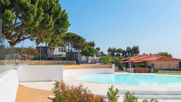 Casa Mobile Moderno E Arredato In Modo Confortevole - Arzachena