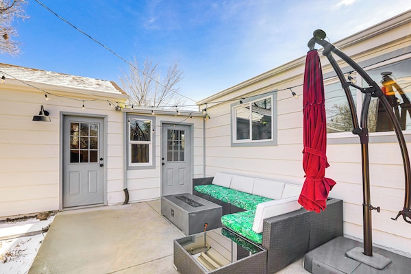 < 1 Mi To Olde Town Arvada: Home W/ Patio! - Arvada, CO