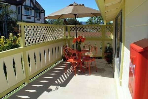 Popular Downtown Hideout | Close To Everything - Buellton, CA