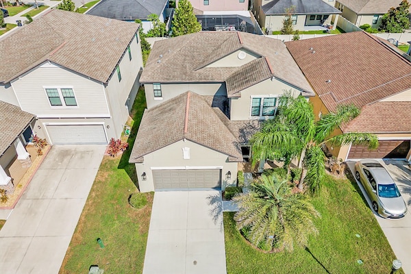 Tampa Private Home/king Bed/game Rm/theater Rm & Close To Attractions & Beaches! - Riverview, FL