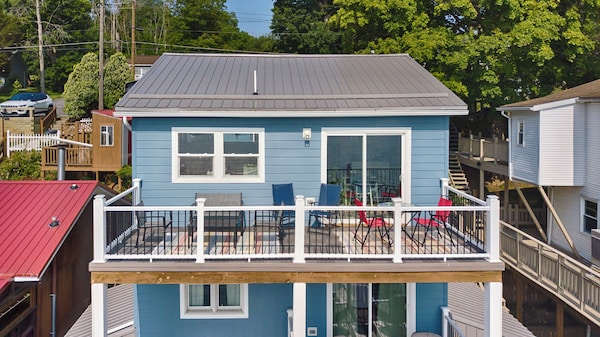 My Blue Heaven: Pet Friendly + Lakeside + Game Room! - Seneca Falls, NY